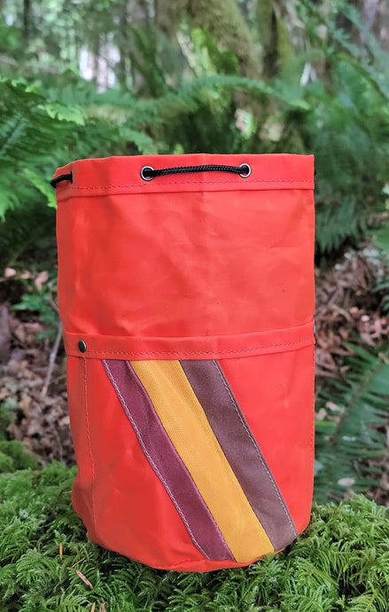 Small Retro Orange Cedar Bucket Bag with Outside Pockets DISCOUNTED